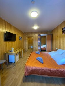 Олимп (Republic of Buryatia, Severo-Baykalskiy rayon, urochishche Goudzhekit), otel  Buriatya'dan