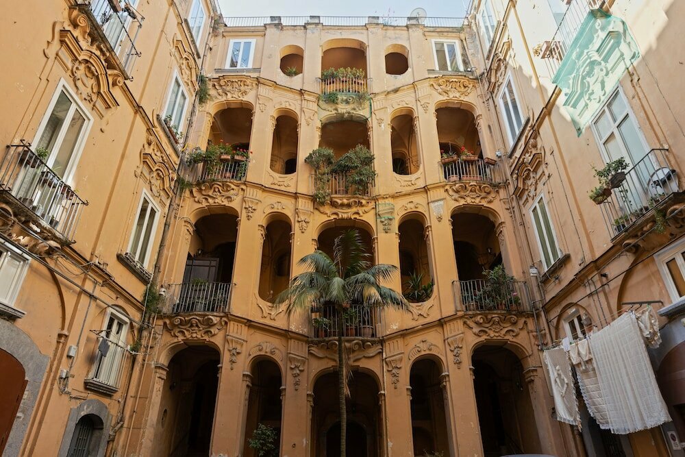 Kısa süreli konaklama Costigliola Palace Netflix&Parking Flat, Napoli, foto