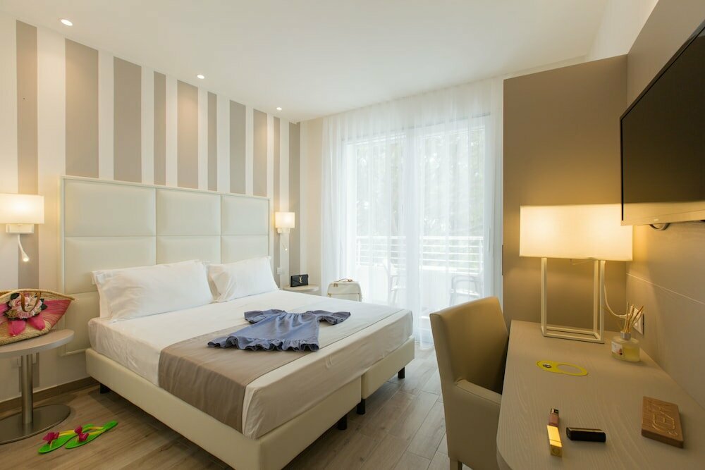 Otel Hotel Luxor, , foto