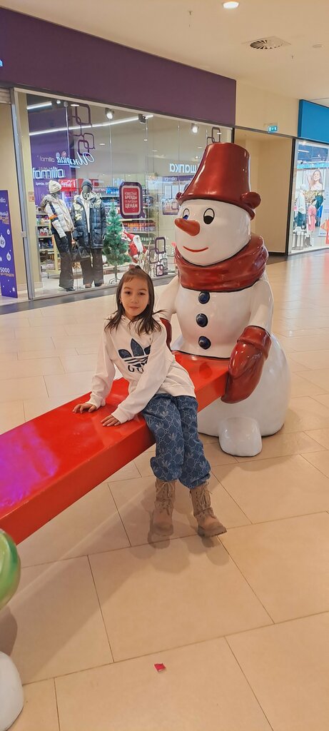 Çocuk giyim mağazaları Crystal, Oş İli, foto