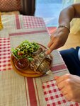 Коляда (улица 40 лет Октября No:11А), kafe  Sevastopol'dan