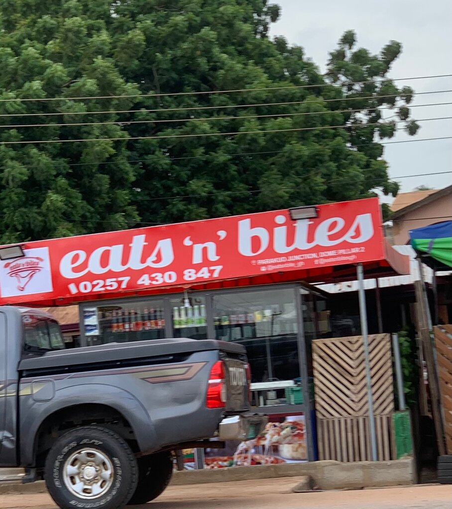 Restoran Eats & bites, Dünya, foto