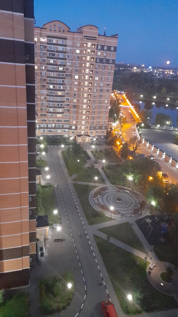 Konut blokları ZhK V pos. sovkhoza im. Lenina, k. 1, Moskova ve Moskovskaya oblastı, foto