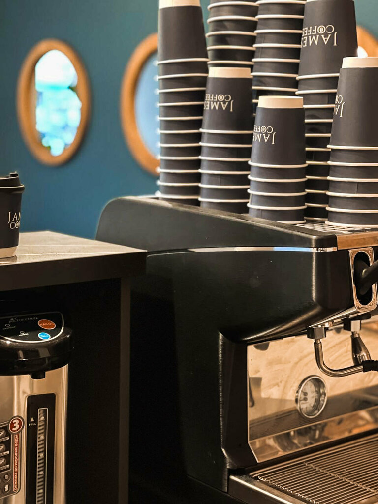 Kahve dükkanları James coffee, Tula, foto