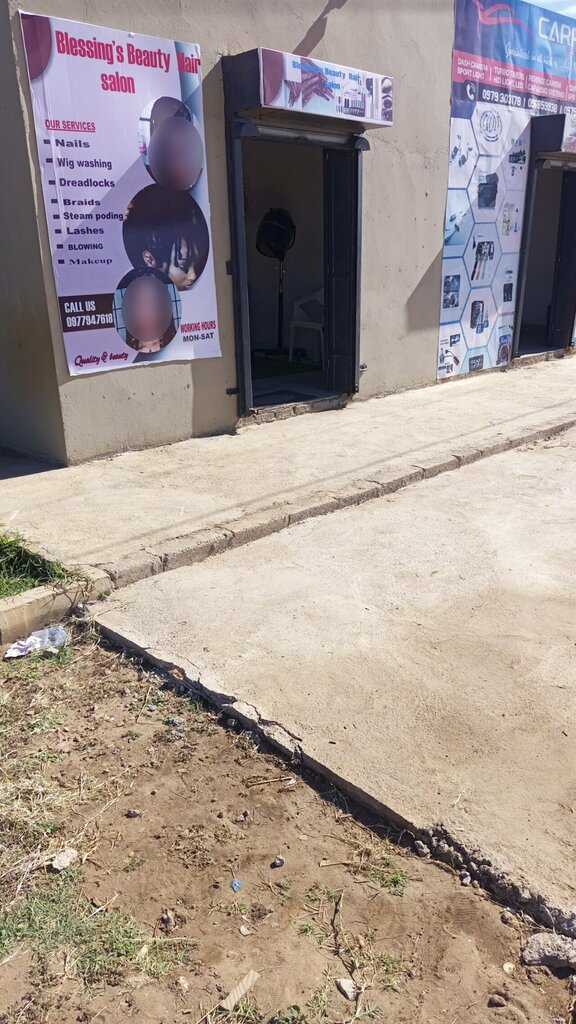Kuaförler Blessing beauty hair salon, Lusaka, foto