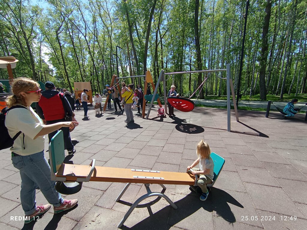 Oyun alanı Детская площадка, Yekaterinburg, foto