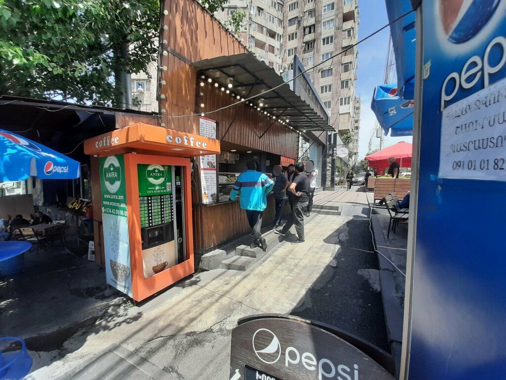 Fast food Hin Krug, Erivan, foto