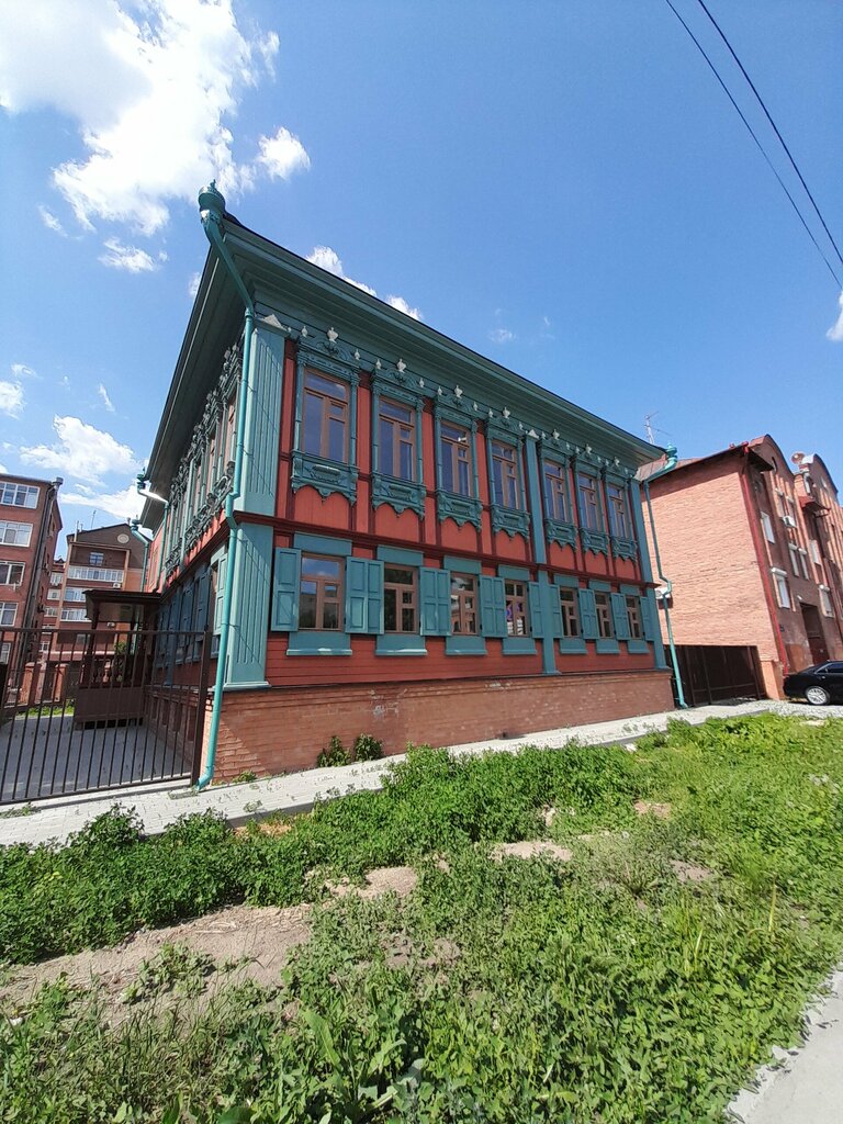 Turistik yerler Дом мастера В.Н. Привалова, Tiumen, foto