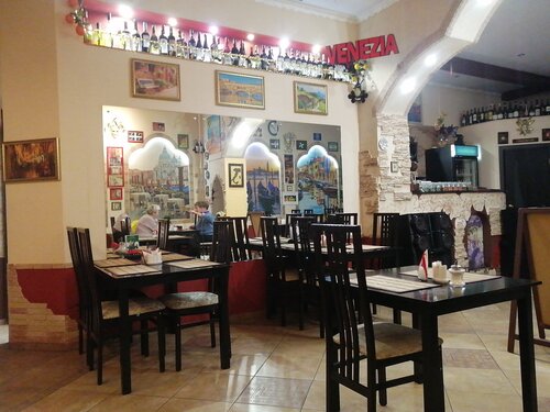 Kafe Rialto, Severobaykalsk, foto