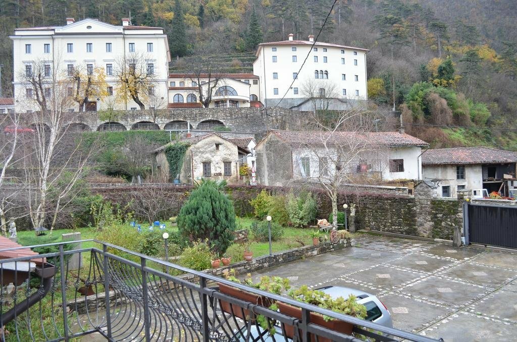 Otel Guesthouse Koren, Dünya, foto