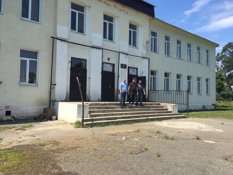 Ortaokul Аракичская средняя школа, Oçamçıra Bölgesi, foto