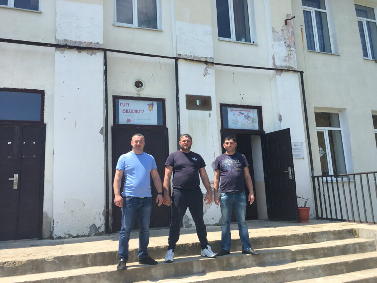 Ortaokul Аракичская средняя школа, Oçamçıra Bölgesi, foto