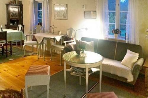 Otel Three-Bedroom Holiday home in Vittsjo, Skane Vilayeti, foto