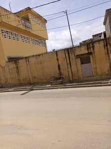 Hôtel Ayômibié (Rue S22 No:2524), otel  Abican'dan