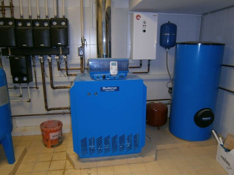 Kazan ve kazan ekipmanları Buderus-log, Moskova, foto