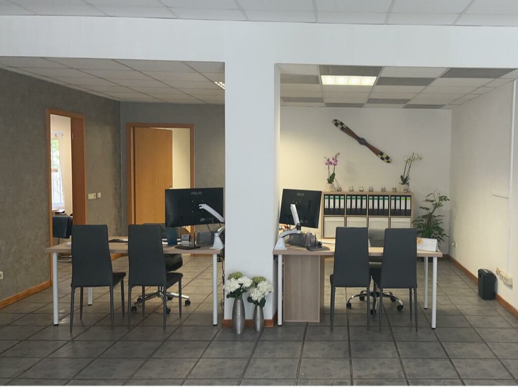 Seyahat acenteleri Merkur- Urlaubscenter Inh. Anke Mingerzahn, Gotha, foto