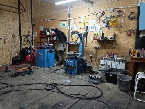 Oto lastik tamiri Шиномонтаж, Tümen (Tiumenskaya) oblastı, foto