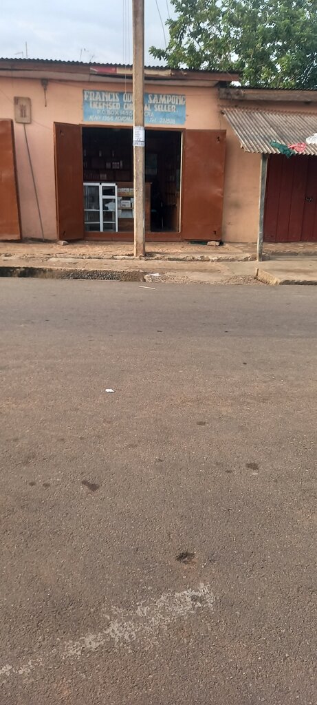 Eczaneler Francis Oduro Sapson Chemical Shop, Akra, foto
