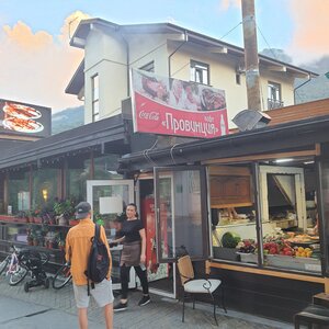 Provintsia (Zaschitnikov Kavkaza Street No:118, Urban-Type Settlement of Krasnaya Polyana), kafe  Soçi'den