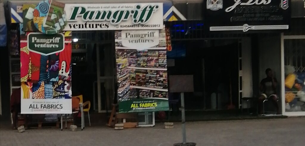 Giyim mağazası Pamgriff Ventures, Dünya, foto