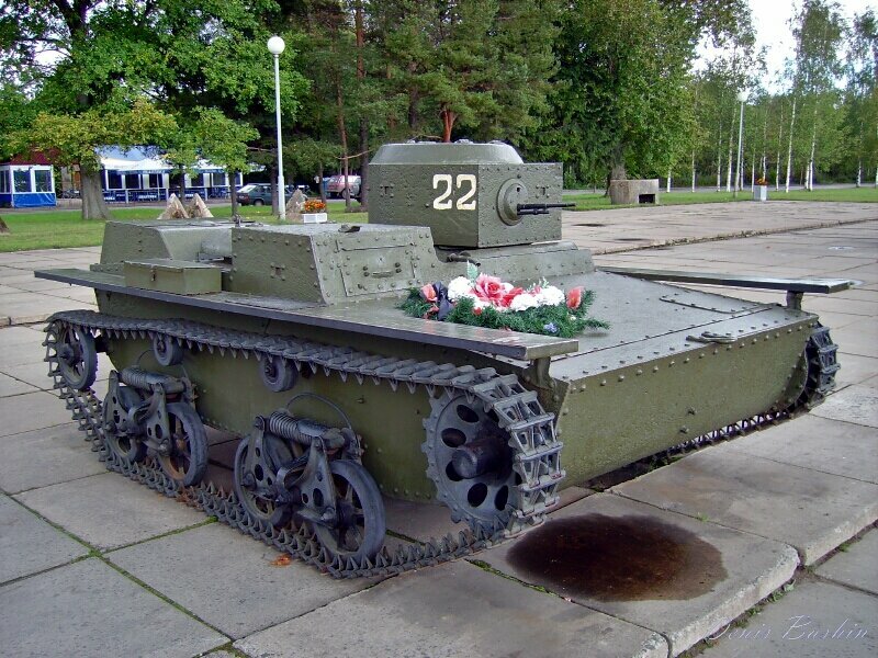 Teknoloji anıtı Малый плавающий танк Т-38, Saint‑Petersburg ve Leningradskaya oblastı, foto