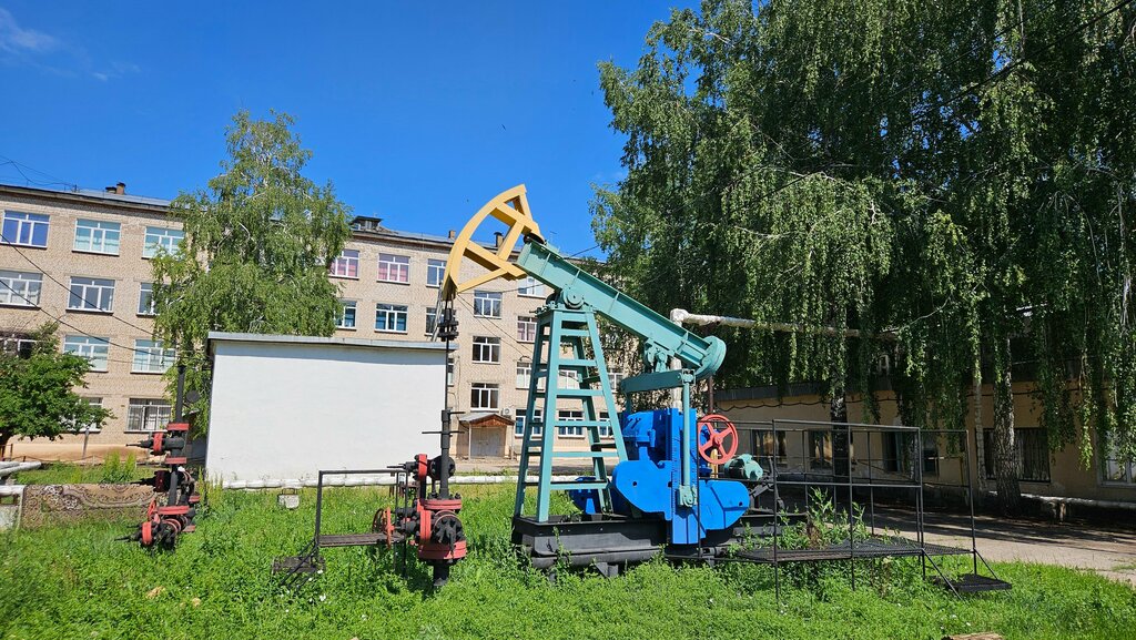 Yurtlar Отрадненский нефтяной техникум, общежитие № 2, Otradny, foto