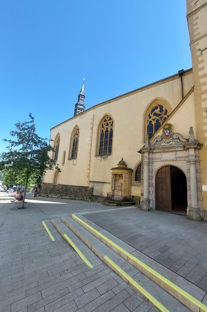 Katolik kiliseleri St. Michael Kirche, Luxembourg, foto