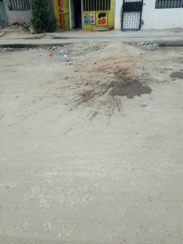 Yağlama ürünleri Lubrificante, Loanda, foto