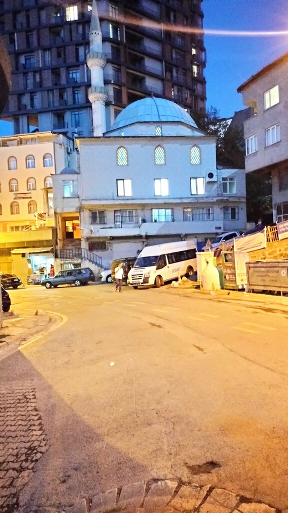Cami Talatpaşa Merkez Camii, İstanbul, foto