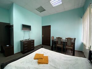 Arizona (1-y Georgiyevskiy pereulok No:11, posyolok Goryachevodskiy), otel  Stavropolski krayından
