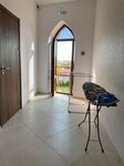 Hotel Viktoriya (Каламитская улица No:20, село Прибрежное), otel  Kırım Cumhuriyeti'nden