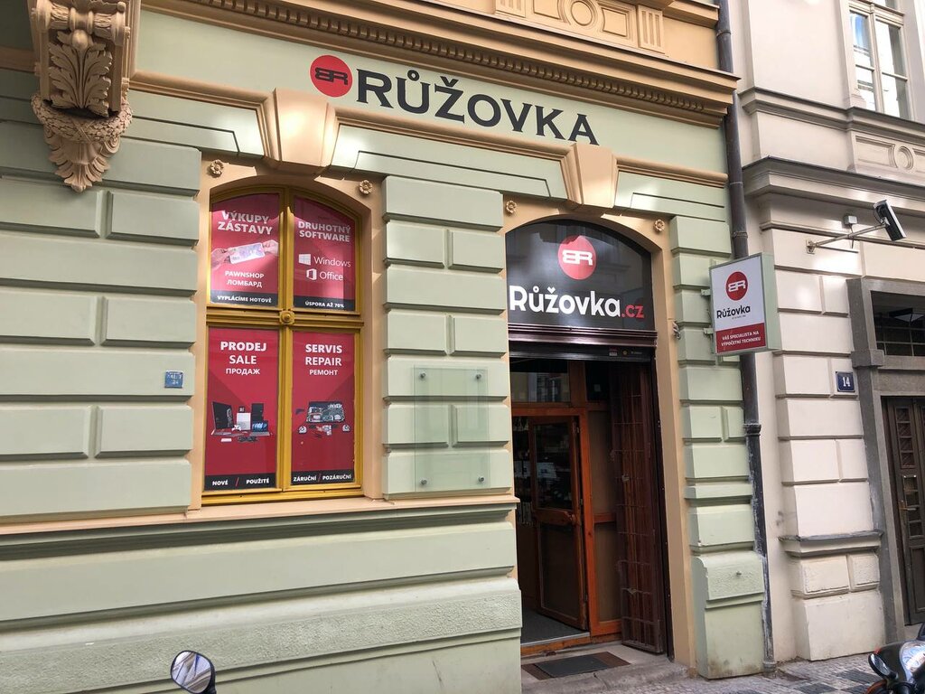 Bilgisayar aksesuarları Růžovka. cz A. S., Prag, foto