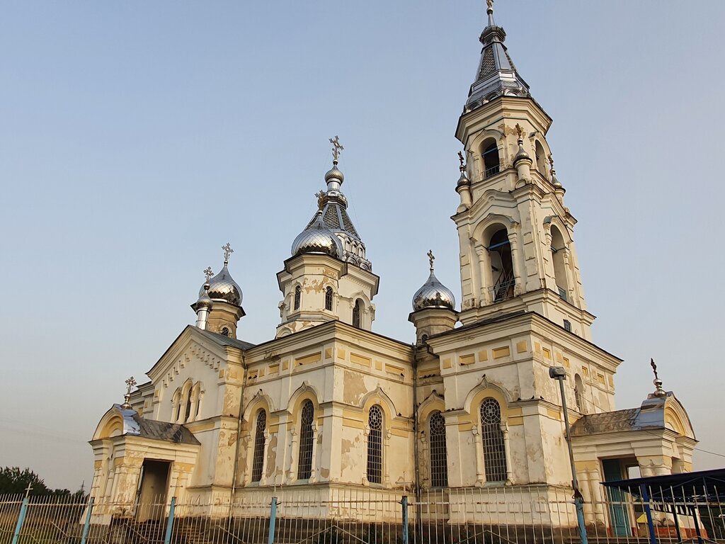 Ortodoks kiliseleri Tserkov Nikolaya V Dmitriyevskom, Stavropolski krayı, foto