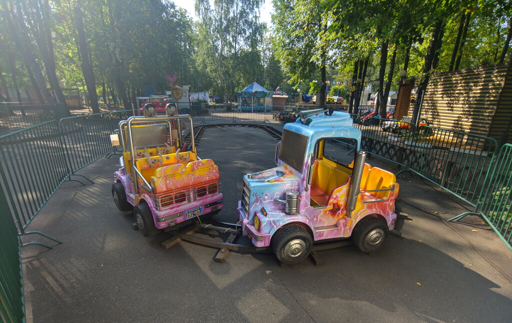 Lunapark Мини-поезд Конвой-суперэкспресс, Yaroslavl, foto