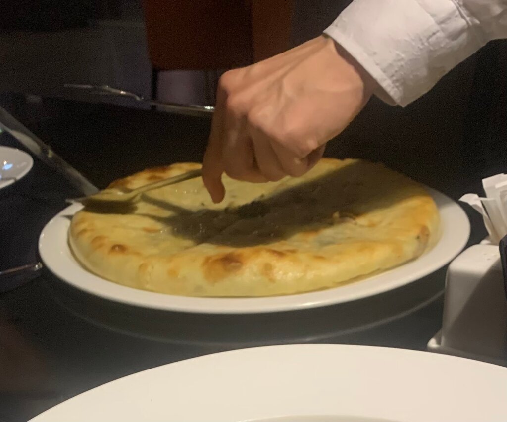 Ekmek fırını Osetinskie pirogi by Chudo Bludo, Voronej, foto