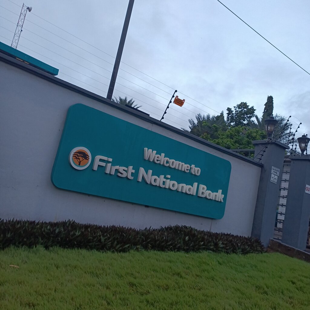 Banka First National Bank, Akra, foto