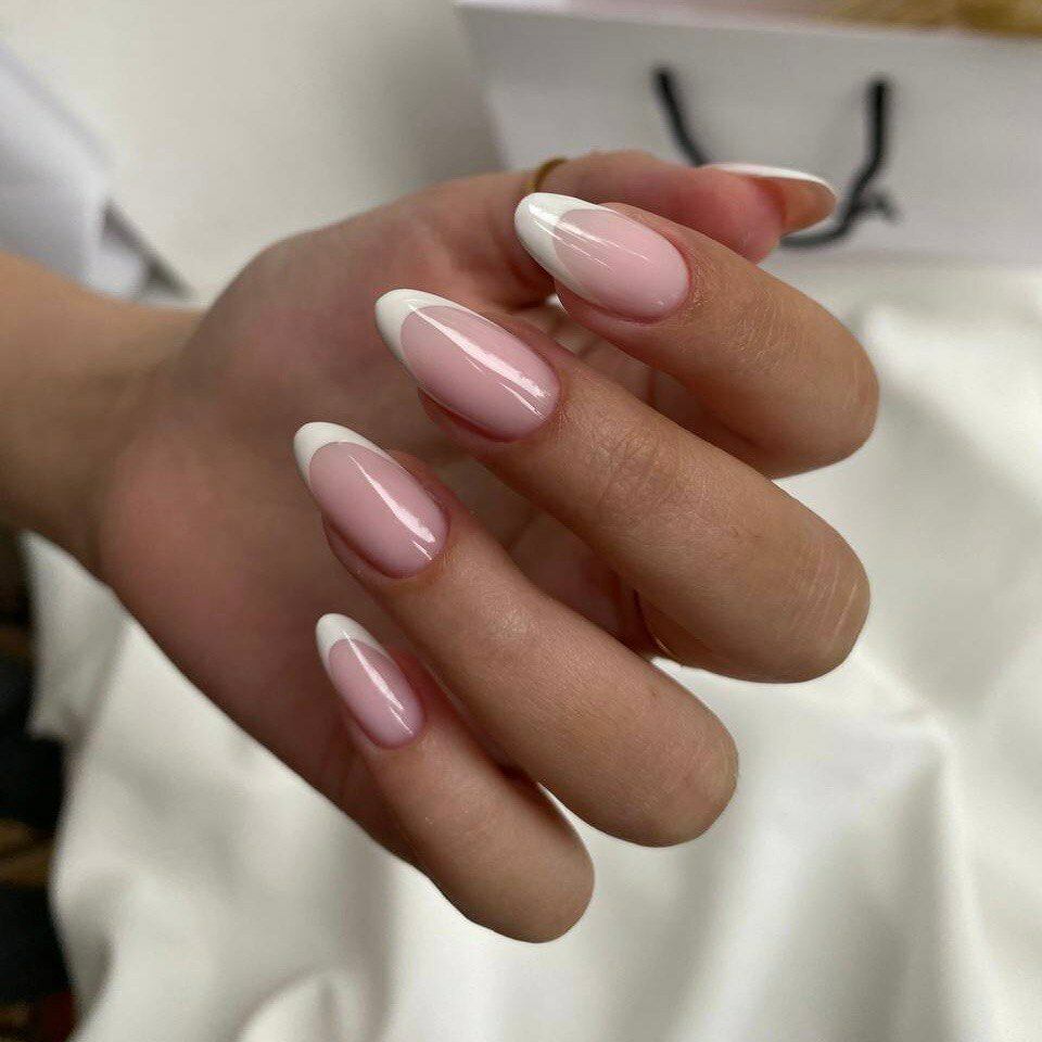 Kuaför meslek eğitimi Top nails, Volokolamsk, foto
