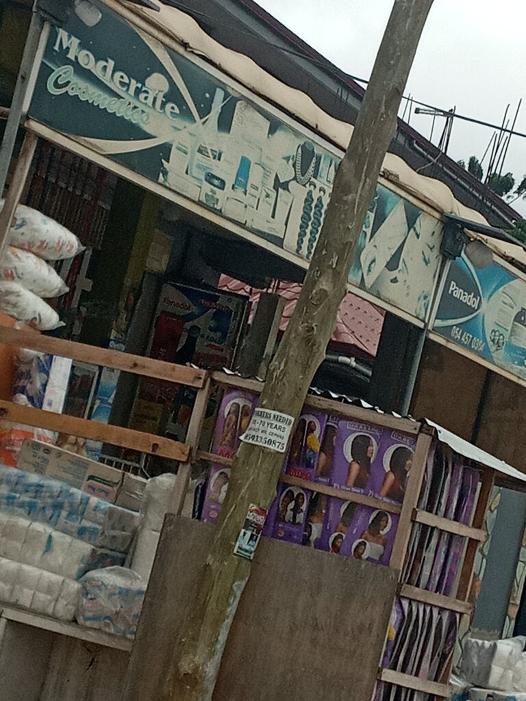 Kozmetik ve parfümeri mağazaları Moderate cosmetics, Dünya, foto