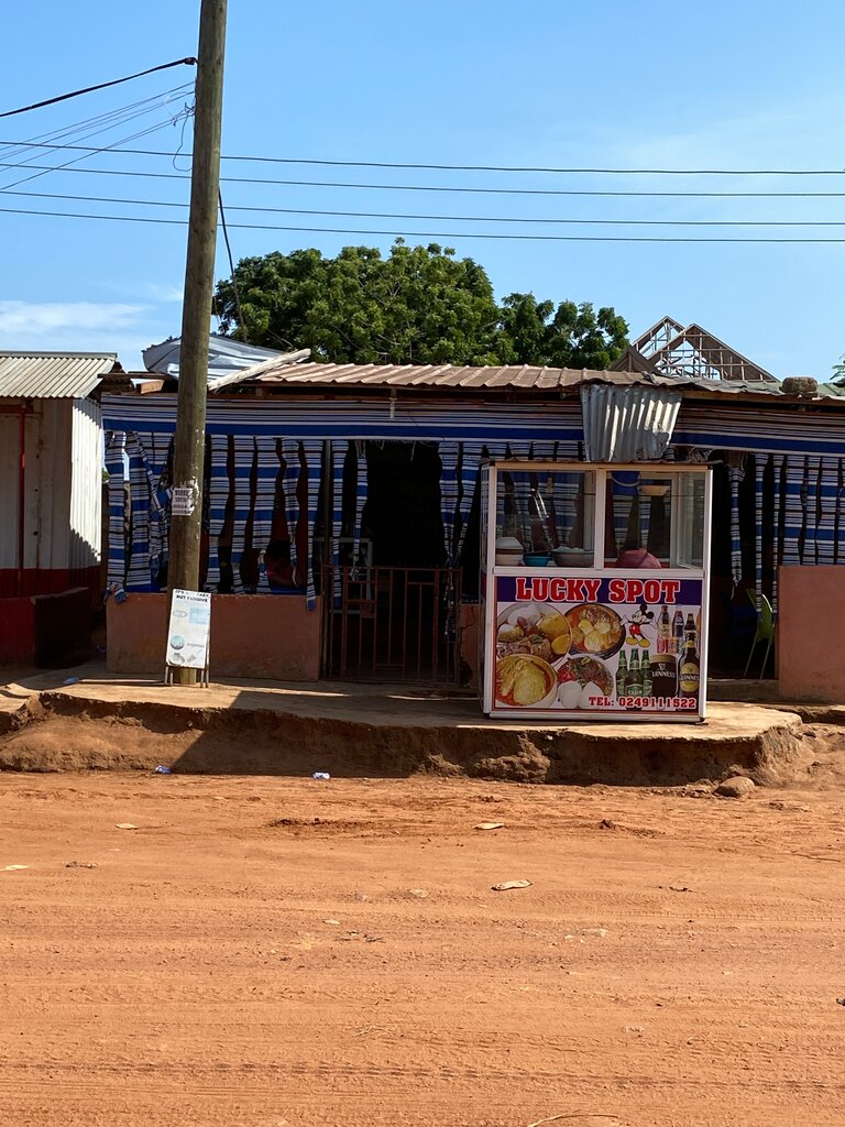 Bar Lucky Spot, Dünya, foto