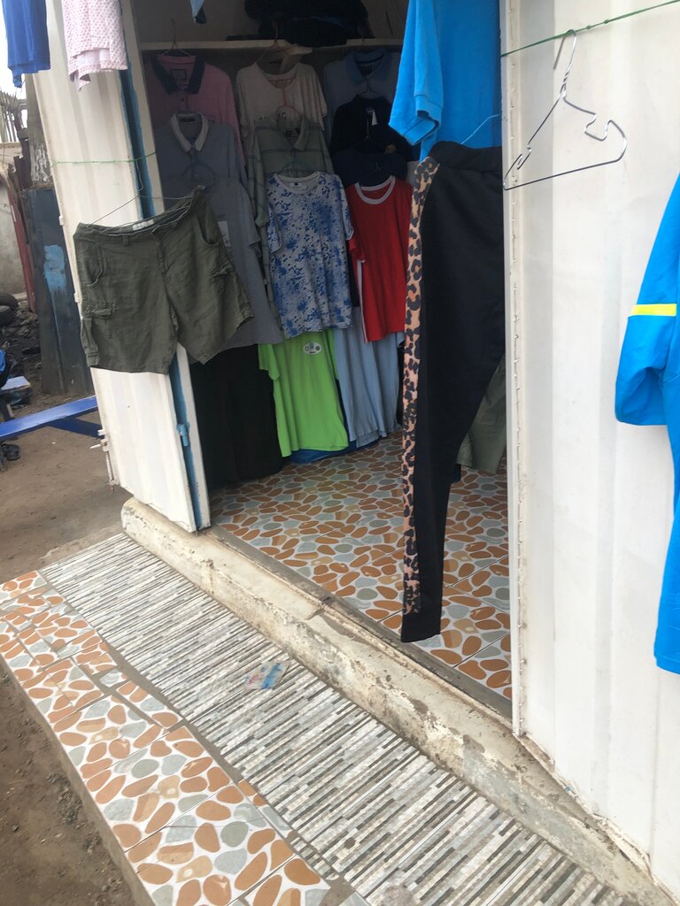 Giyim pazarı Love and happiness, Dünya, foto