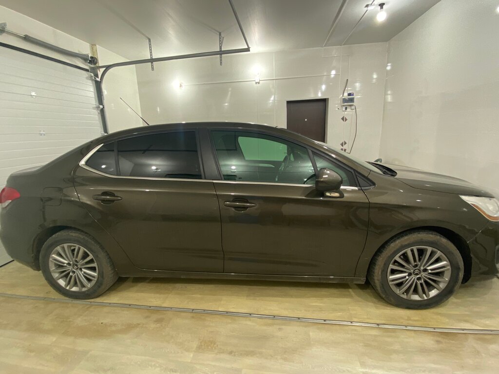 Araç camlarının renklendirilmesi Тонирование стёкол, Sol‑İletsk, foto