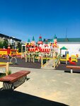У Лукоморья (Republic of Bashkortostan, Sibay, 8-y kvartal), oyun alanı  Sibay'dan