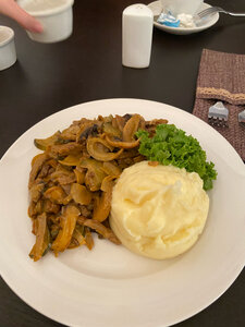 Калина (ulitsa Sverdlikova No:57А, stanitsa Kanevskaya), kafe  Krasnodarski krayından