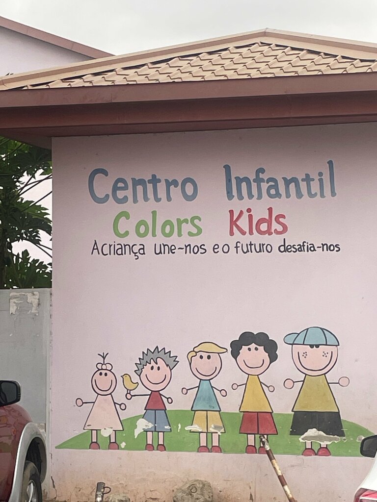 Anaokulları Creche Bloco D, Loanda, foto