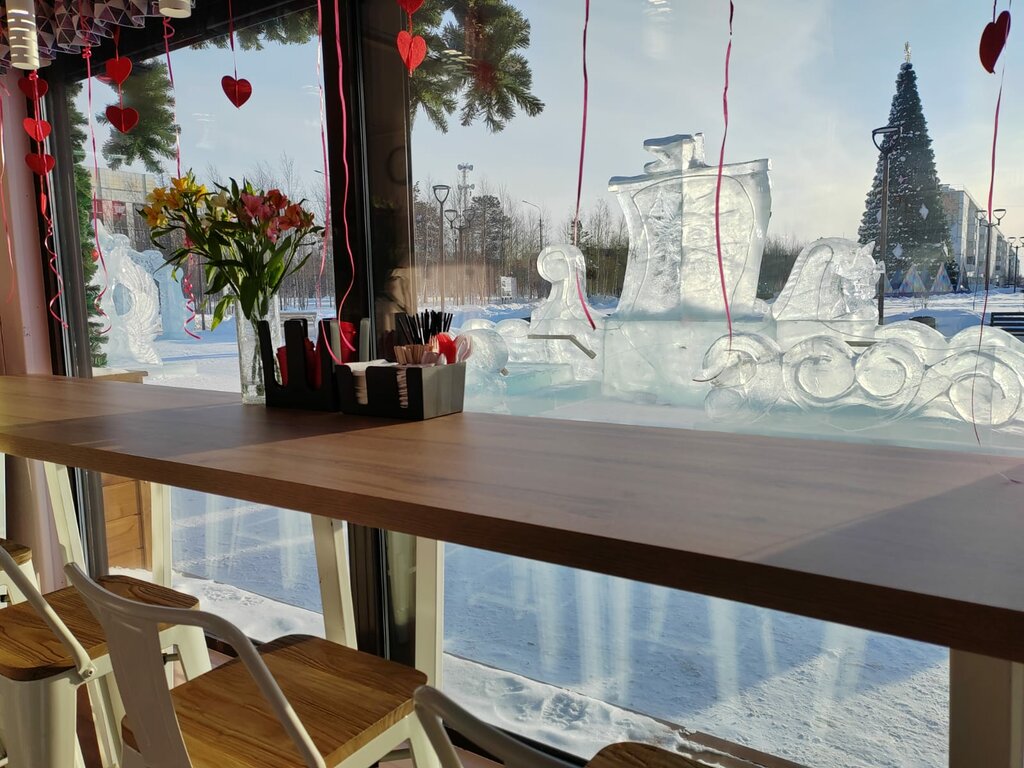 Kahve dükkanları Vishenka, Muravlenko, foto