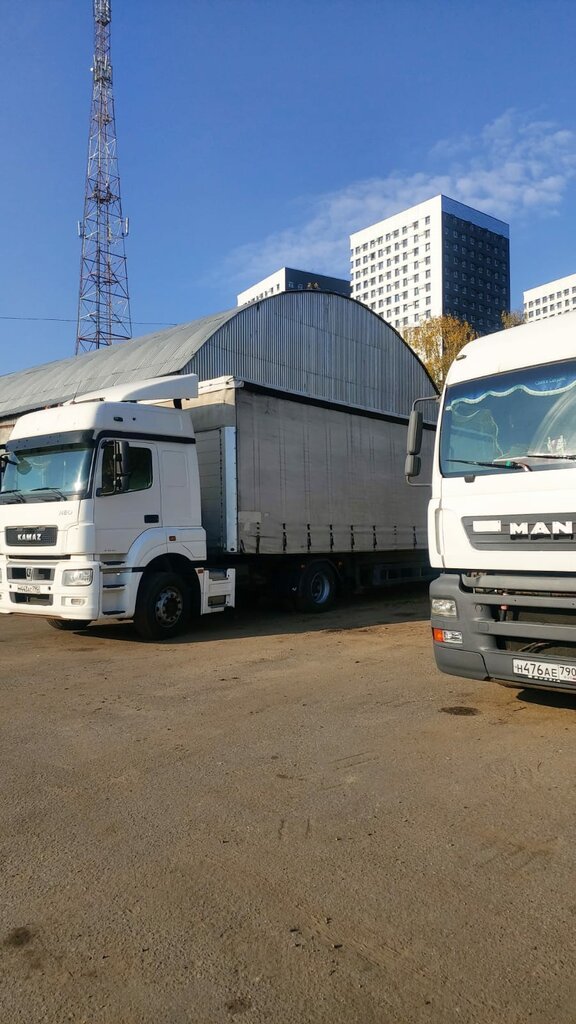 Kamyonların onarımı Тэм Сервис, Puşkino, foto