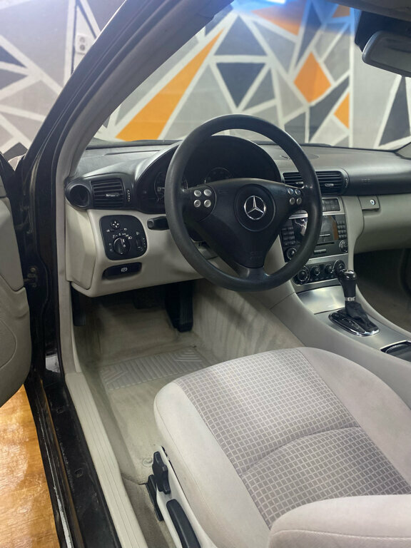 Detaylı oto bakımı Kuzmin. Lab, Yaroslavl, foto