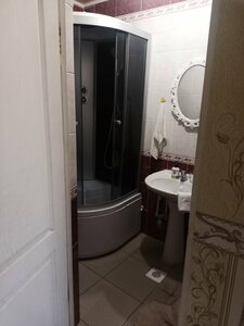 Bas&Max (Toraıǵyrov kóshesі No:104А, Tereńkól aýyly), otel  Pavlodar eyaletinden