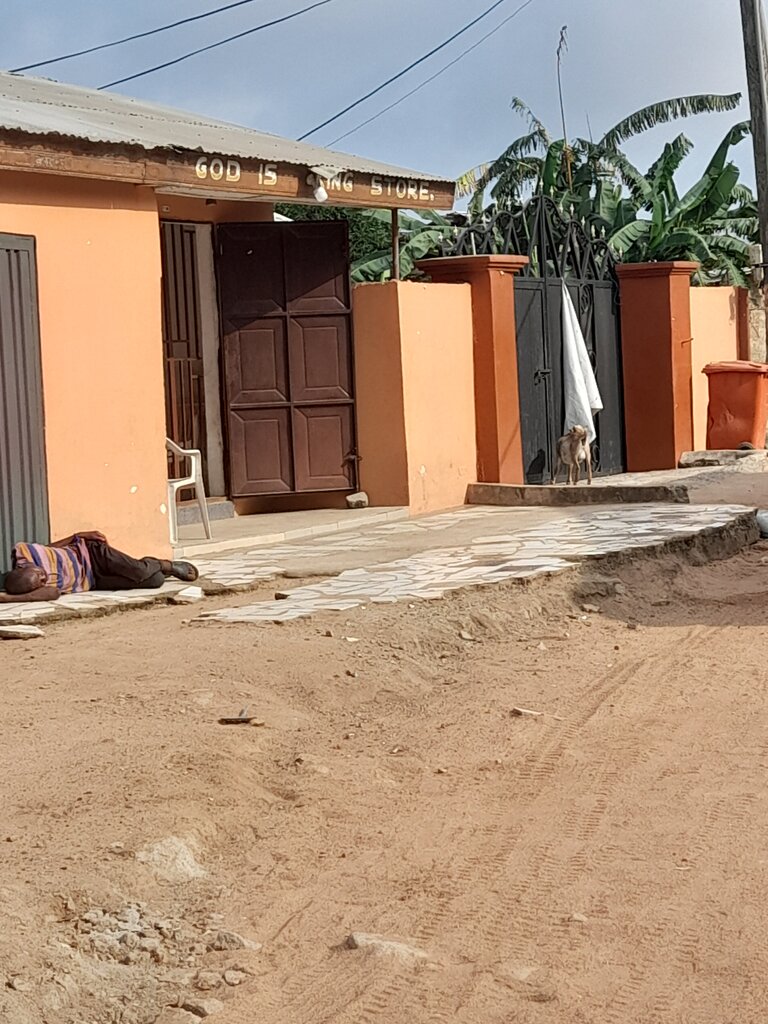 Market God is King store, Dünya, foto