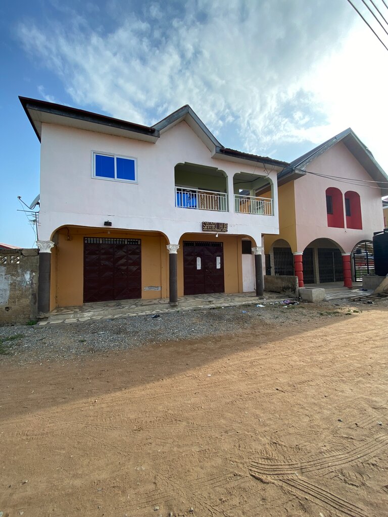 Toptan satış mağazaları Safari Hub Store, Dünya, foto